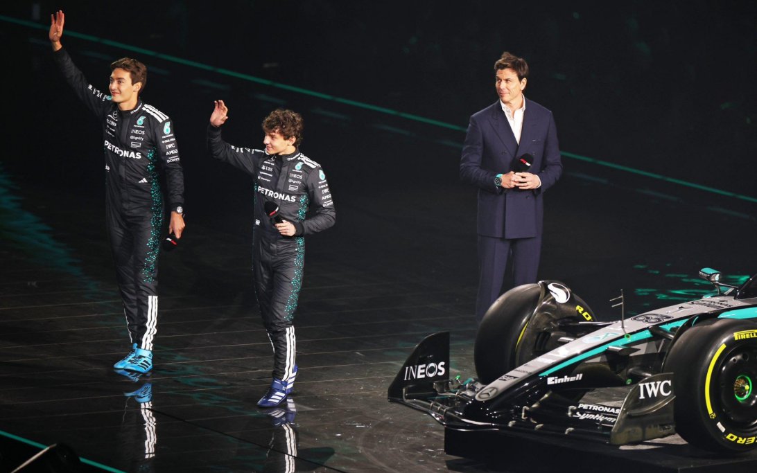Mercedes Luncurkan Mobil F1 Baru dengan Russell dan Antonelli – EGINDO
