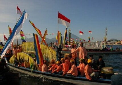 Mengenal Suku Ternate, Tradisi Menenangkan Alam – EGINDO